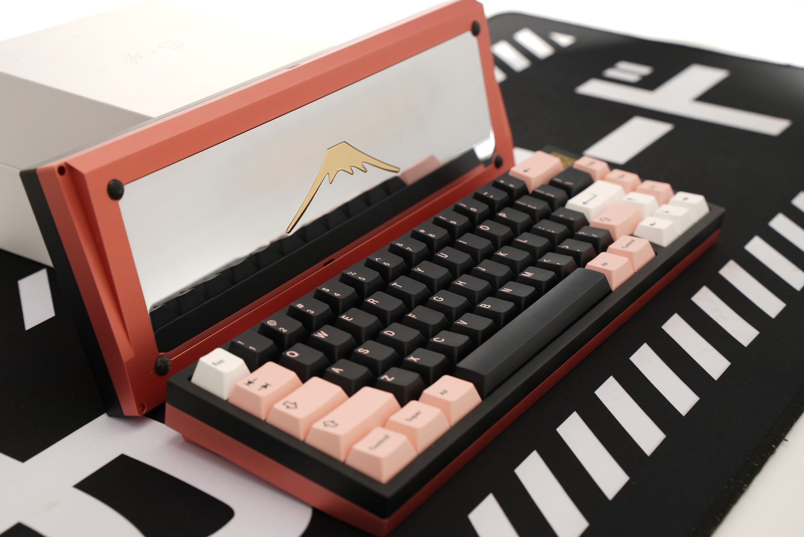 Fuji 65v2 Swirl Keyboard - PINKBLACK — Deskhero.ca Inc.