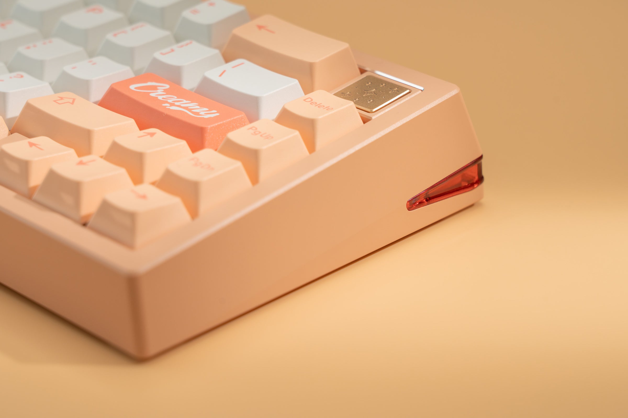 Zoom65 V3 Keyboard - Peach Fuzz [Group Buy]